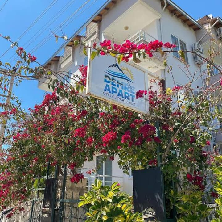 Huzurun Ve Mutluluğun Kalbinde - Demre