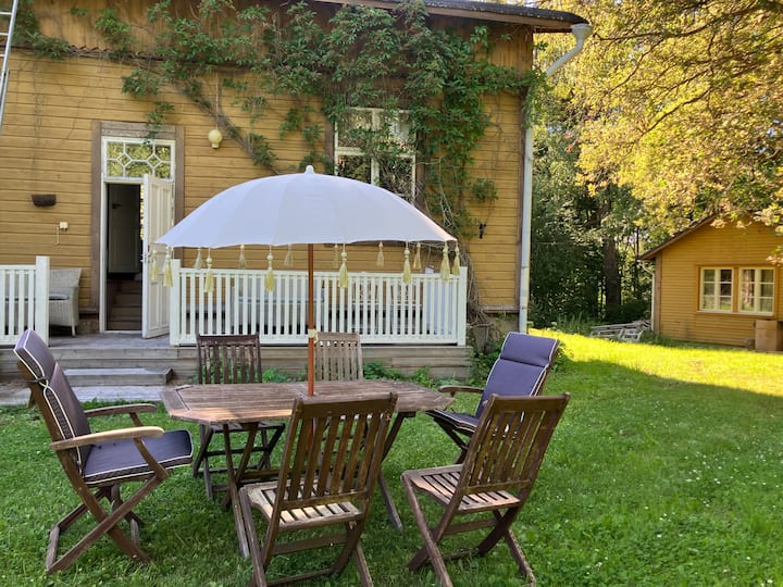 Wanha Talo Luonnon Rauhassa Lähellä Merta - Turku