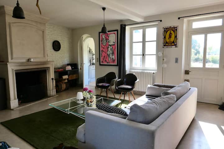 Longère En Pleine Campagne. 45km De Paris - Thoiry