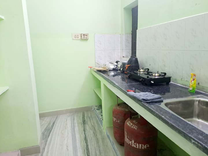 10 Min Apollo/iitm/taramani /Kitchenf/power Backup - Chennai