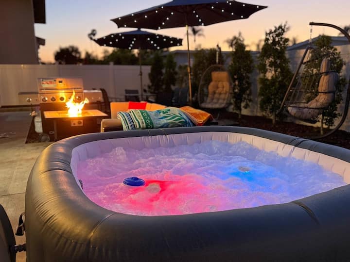 Lux 4 Bed 3 Bath Villa/hottub/25min Legoland/beach - Escondido, CA