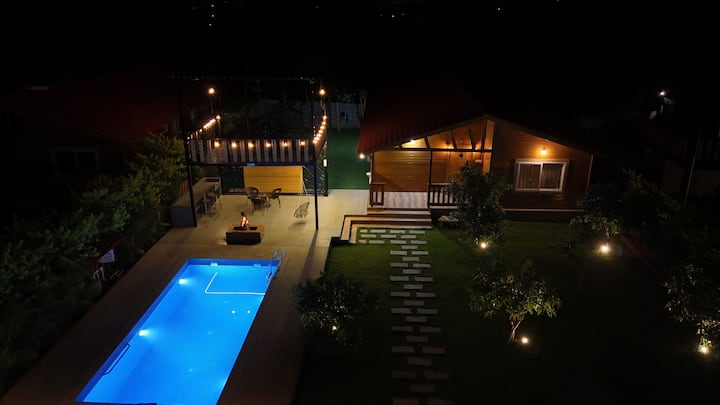 Ira Abode - 3bhk Farmstay, Private Pool @ Moinabad - Hyderabad