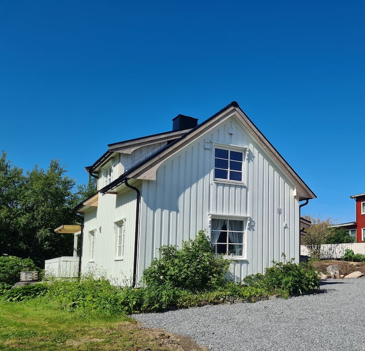 Tømmerhus I Senter Av Lofoten - Stamsund