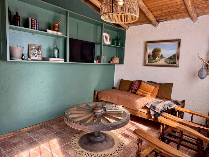 Ruca Reflejo: Tranquilidad Y Sol - Tunuyán