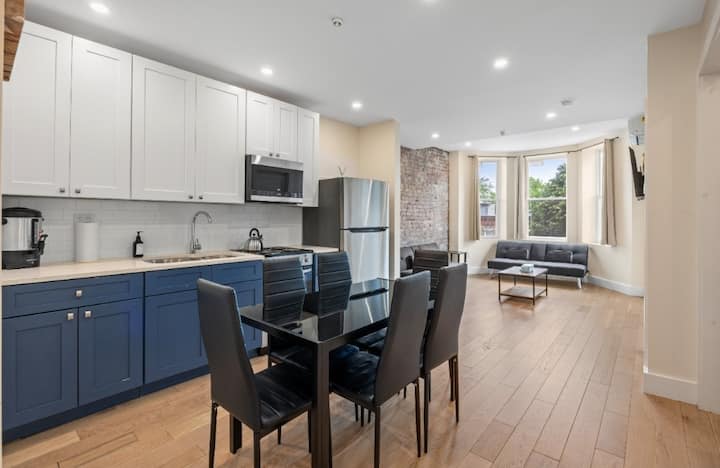 Spacious And Comfy - Jersey City, NJ