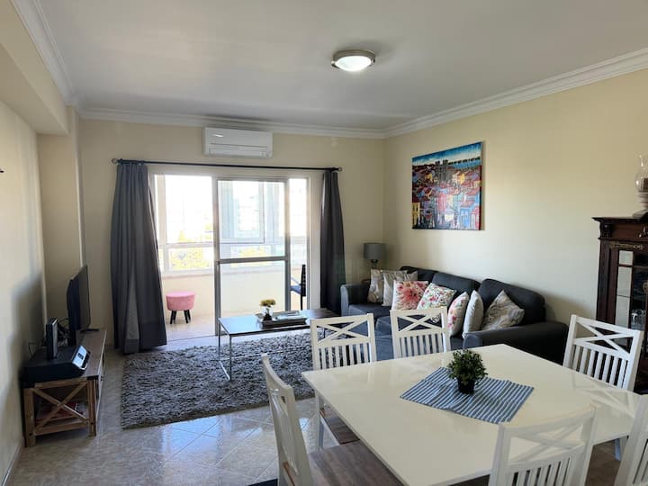 Newly Remodeled Spacious Oeiras Apartment - Oeiras