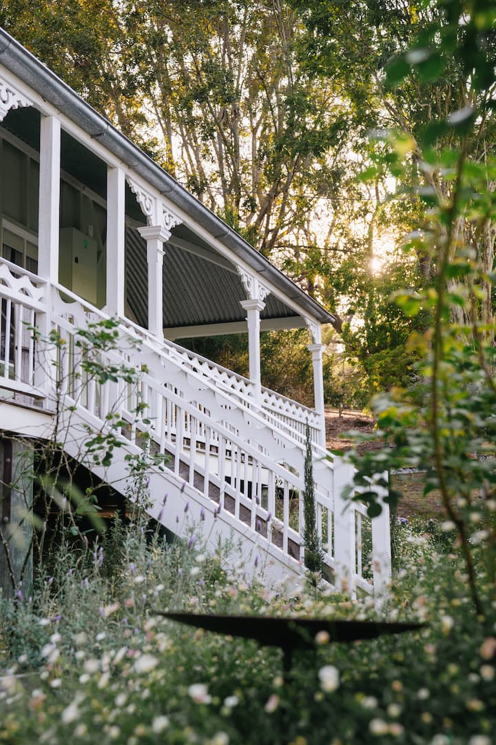 Charming Antique Stay In Marburg - Rosewood