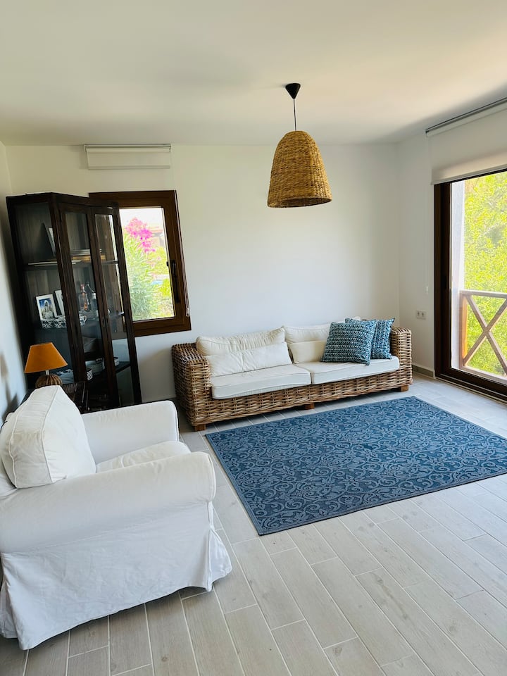 Cozy Villa With Private Beach In Yalikavak - Yalıkavak