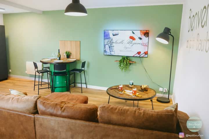 P'tit Bourbon
2min Place Ducale
Bouteille Offerte - Charleville-Mézières