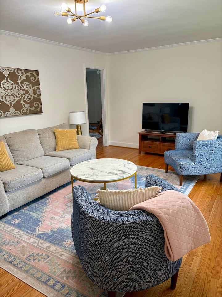 Hideaway On Hugo - Durham, NC
