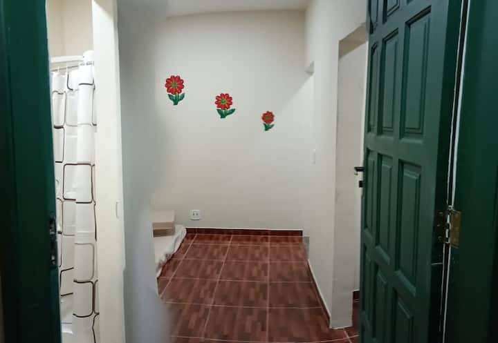 Kitnet No Centro - Petrópolis