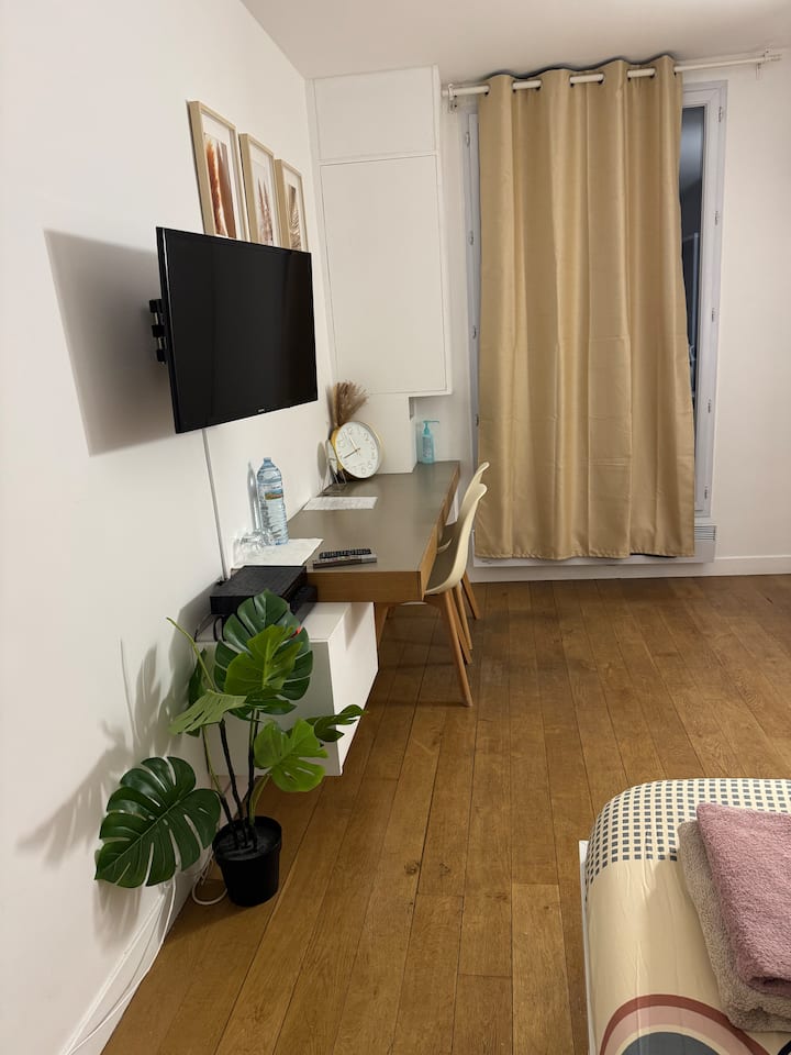 Studio Paris 5e –Quartier Latin - ibis Styles Paris Nation Cours de Vincennes