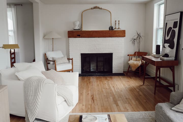 Beach Bungalow On The Shore - Belmar, NJ