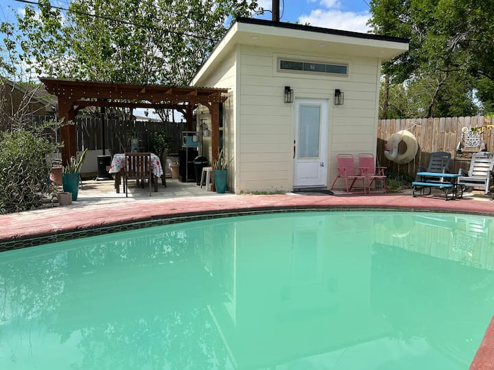 Tiny Home Oasis In The City! - Houston, TX