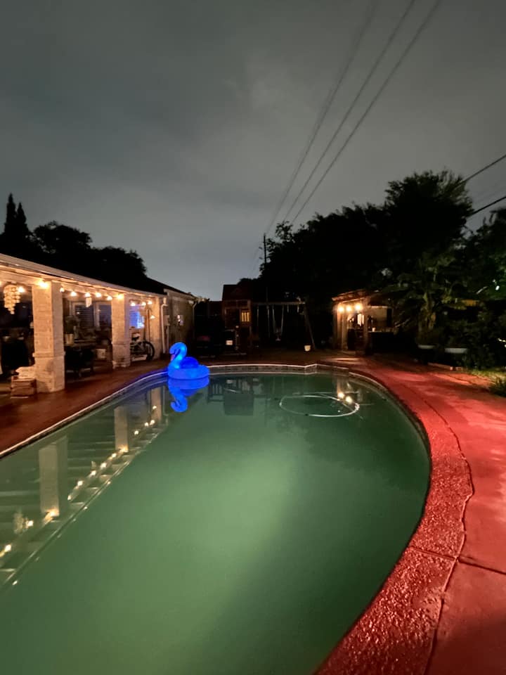 Tiny Home Oasis In The City! - Houston, TX