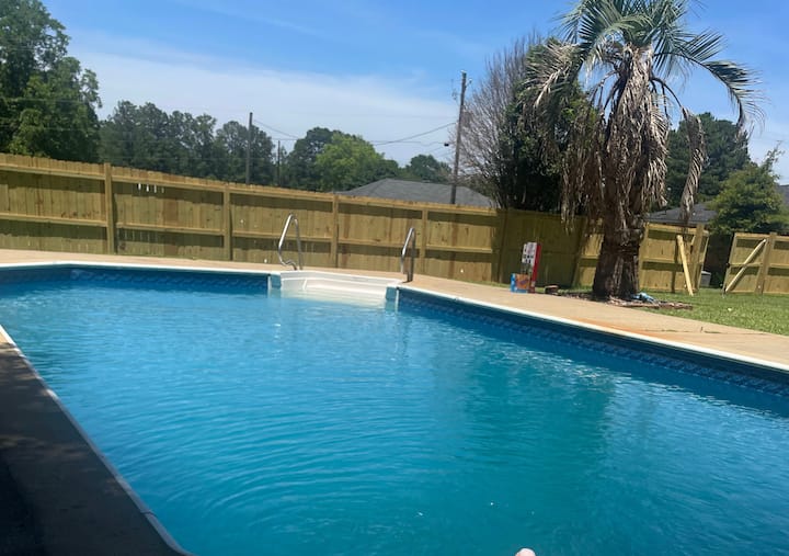 Convenient To Ua And Mercedes - Tuscaloosa, AL