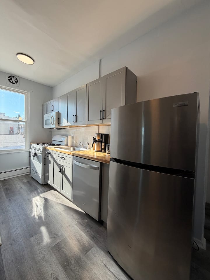 Modern Apartment - 3 Bedrooms - 15 Min From Nyc! - Hoboken, NJ