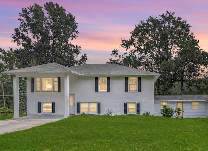 Spacious 5br Near Usc & Ft. Jackson W Firepit - Columbia, SC