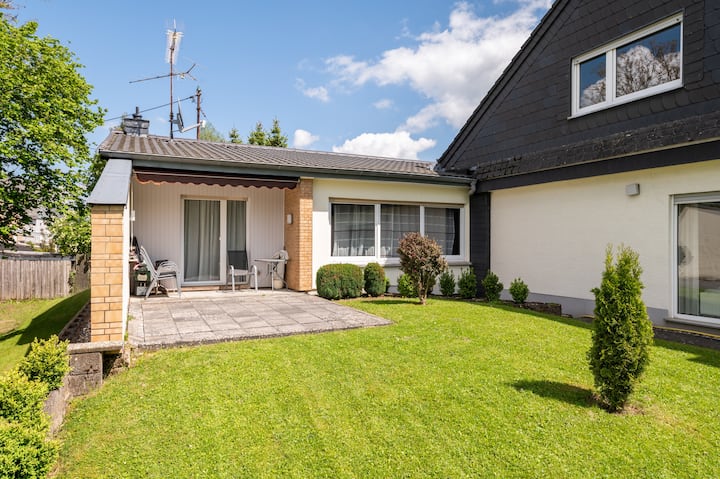 Ruhiger Bungalow - Nähe Flughafen Frankfurt-hahn - Hahn