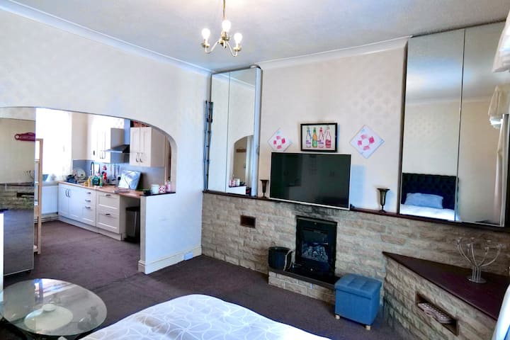 Studio Flat In A Family House - Plymouth