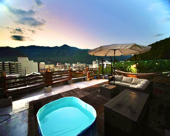 絶景屋上アウトドアリビング＆サウナ/大型プロジェクター/日光東照宮25分/駅徒歩9分/定員12名 - Nikko