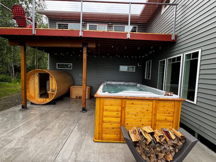 Alpenglow Ridge Retreat - Alaska