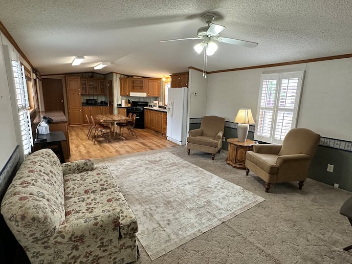 Evans Lane Family Stay - Spearfish, SD