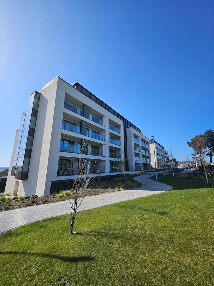 Modern Stay In Scenic Malahide - Swords