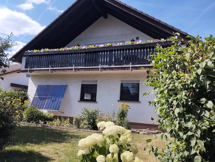 Gemütliche
Dg-wohnung In Altenstadt Bis 7 Pers. - Hammersbach