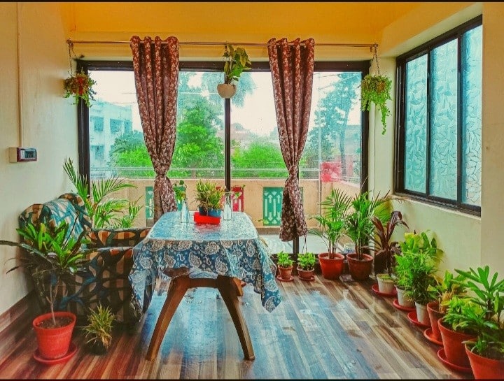 Ac Room With Attach Wasroom & Terrace Garden Area - Kolkata
