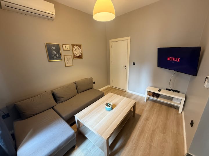 Beyoğlu’nda 1+1 Balkonlu Daire - Estambul