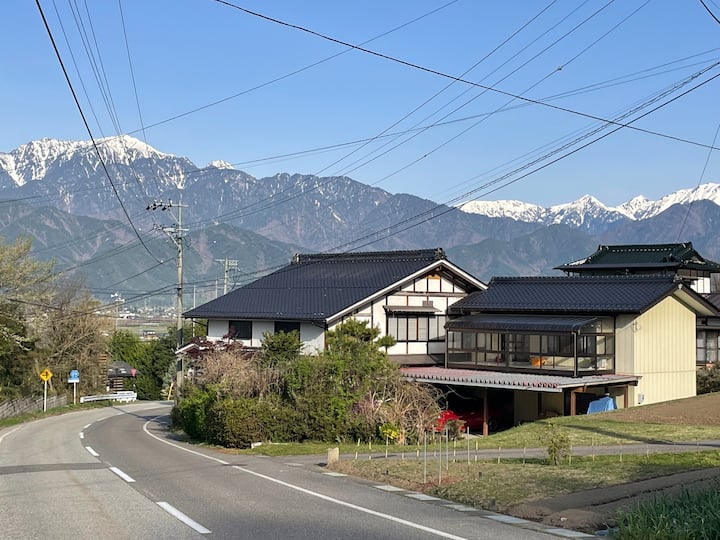 最大12人宿泊可能な本格コテージ【サウナ・bbq付き】 - Omachi