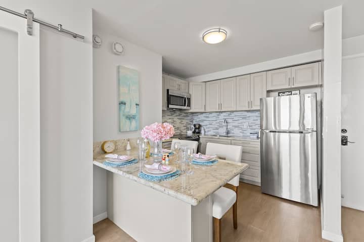 1 Bd Ocean View Free Assigned Parking, Gym, Ac - Honolulu, HI
