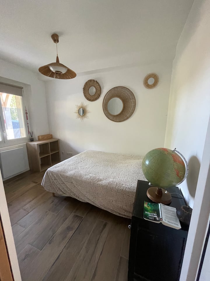 Une Chambre - Hyères