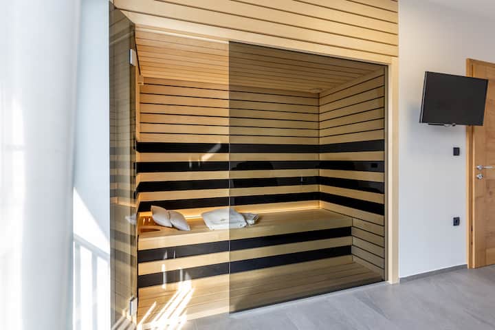 House Urma | Private Sauna & Free Parking - Celje