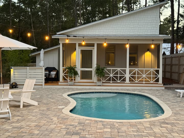 The Firefly Poolside Cottage Close To All Of 30a - Grayton Beach, FL