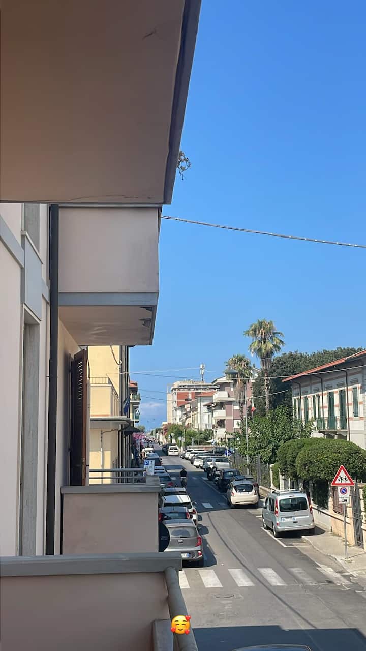 Peach House A 450mt Dal Mare - Viareggio
