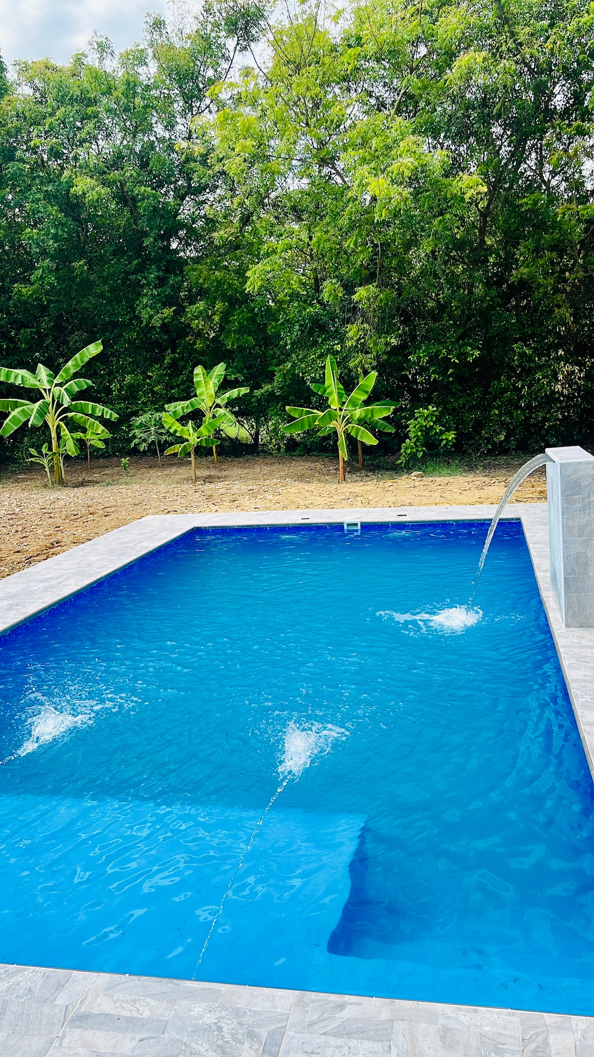 Haus mit Pool. Ideal für Familien und Freunde! - Häuschen zur Miete in ...