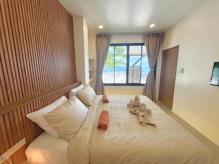 Koh Samui Beach Front Hotel Room - Ko Samui