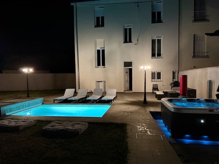 Maison De Toute Beauté - Gare de Clermont-Ferrand