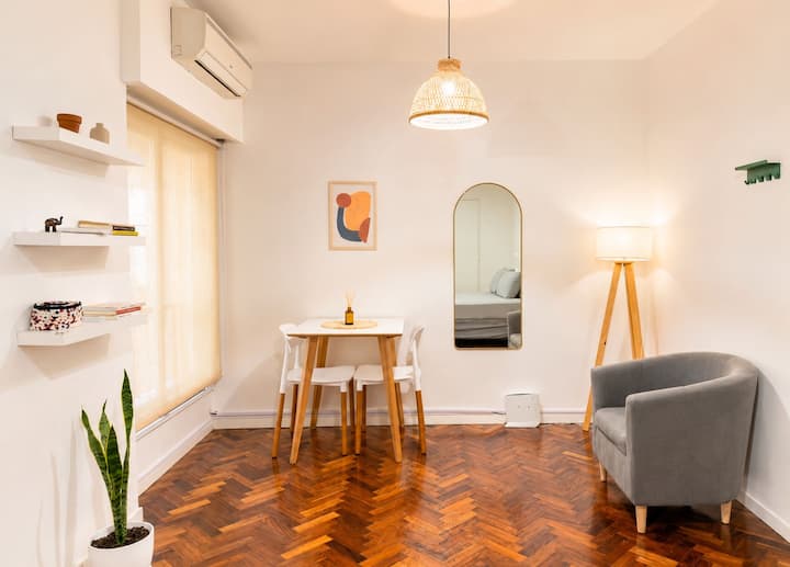 Bonito Estudio En Recoleta - Buenos Aires