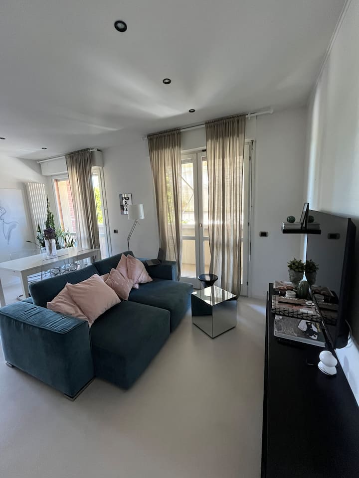 Modern Apartment 10 Min Center - Parma