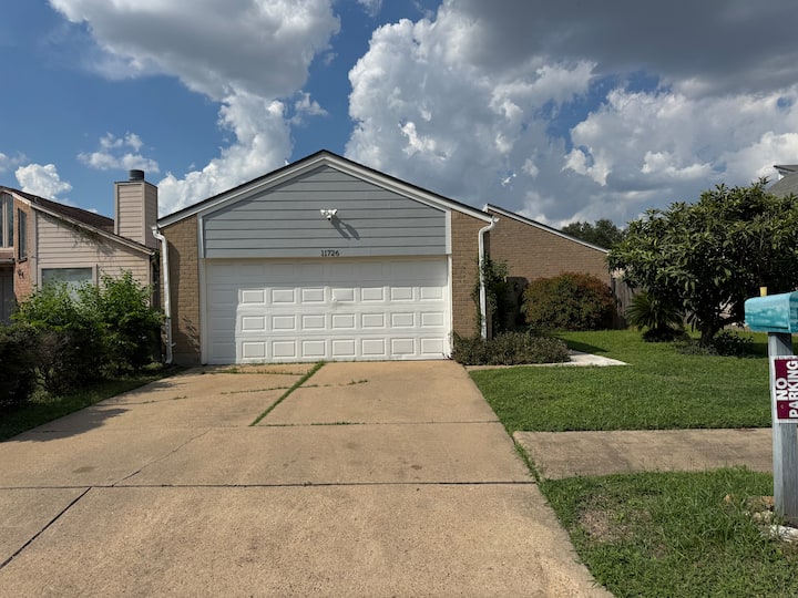 Cozy Home In Houston - Sugar Land, TX