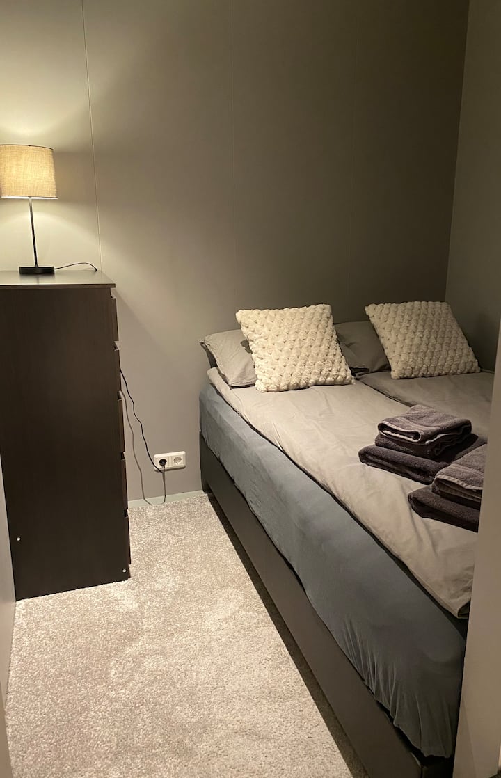 Merkiland - Garage Apartment - Selfoss