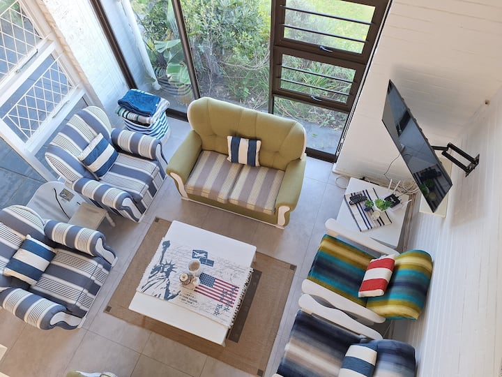 Sand Dune Apartment | Walkable To Beach - Port Alfred