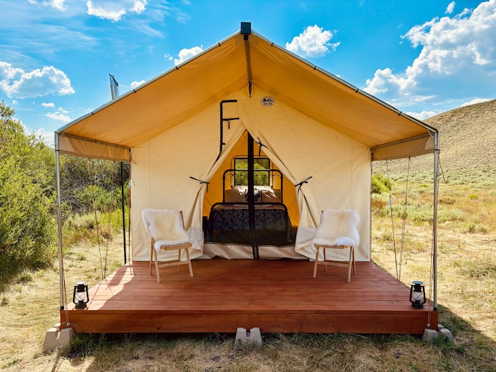 Private Creekside Tent Retreat - Granby, CO
