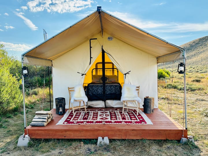 Private Creekside Tent Retreat - Colorado