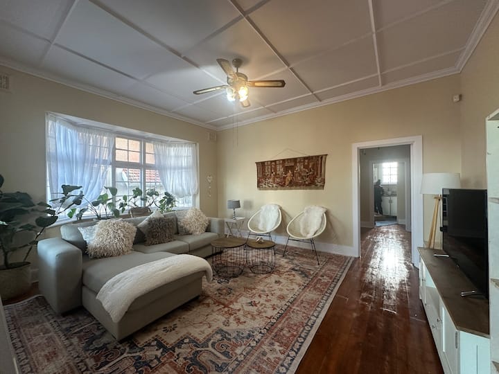 Glenwood Cottage 3bed 2bath, Pool, Braai And Books -