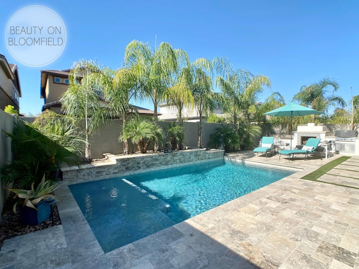 5 Star Retreat | Saltwater Pool | Prime Location - Gilbert, AZ