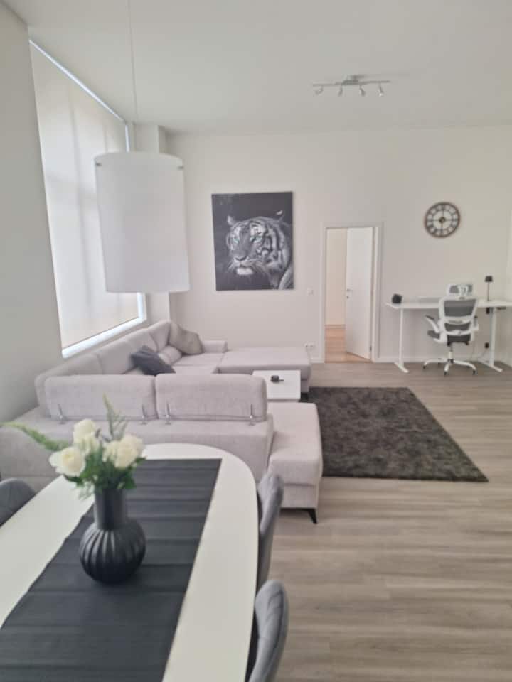 Louise Luxe Stay–in Central Brussels - Brussels